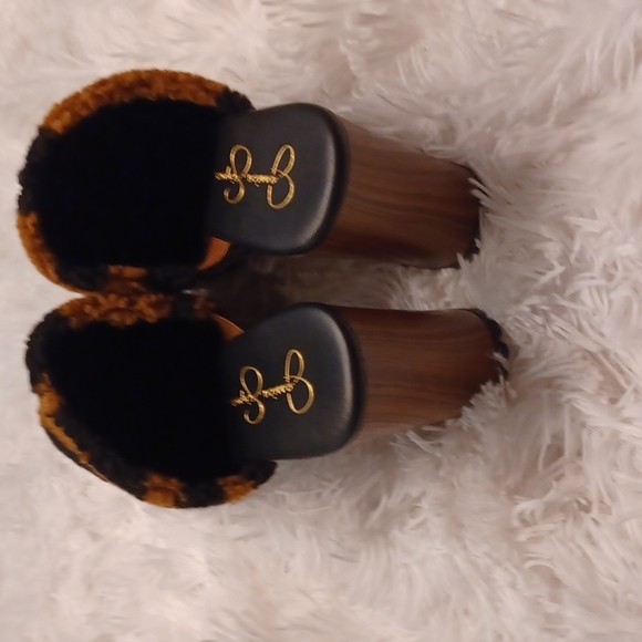 Jessica Simpson | Shoes | Jessica Simpson Animal Print Tollia Cozy ...